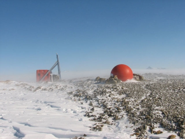 Vaults for Year Round Polar Programs | EarthScope Primary Instrument Center